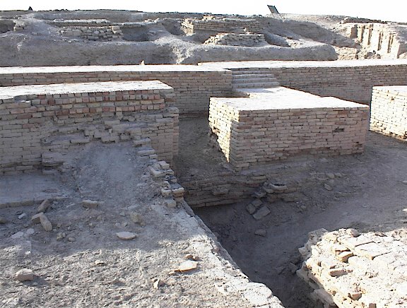 Rob sends photos from Ziggurat of Ur | hillison.com